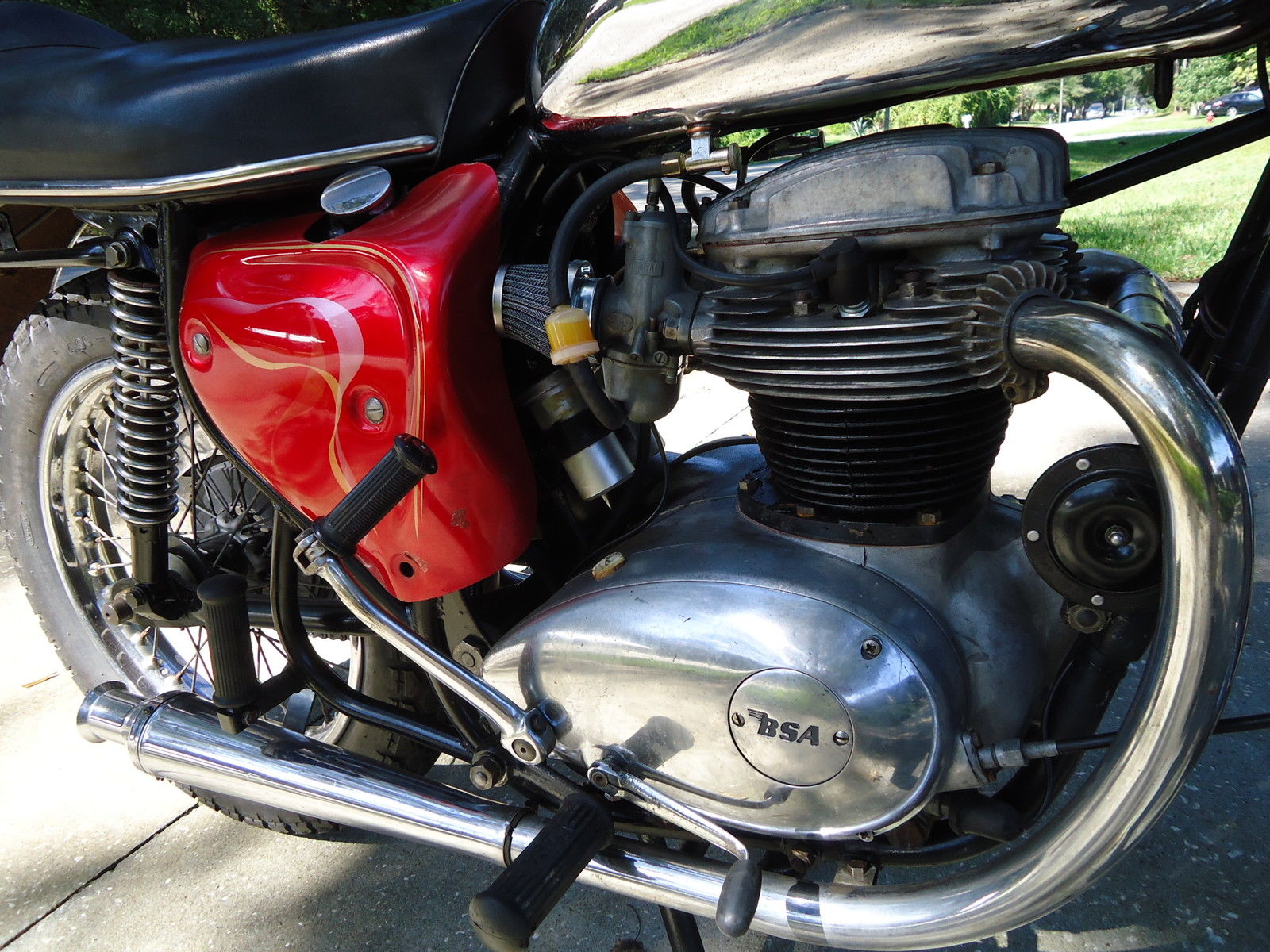 Unrestored Beeza: 1969 BSA 650 Lightning for Sale – Classic Sport Bikes ...